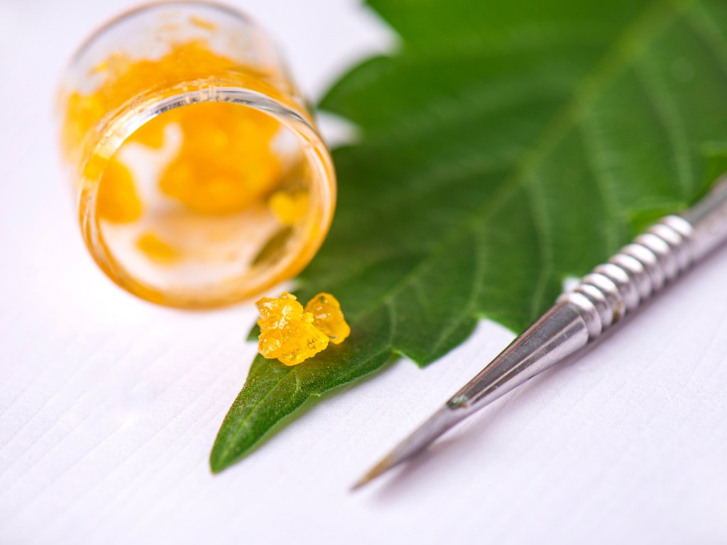 How To Smoke Live Resin | Weed On A Budget